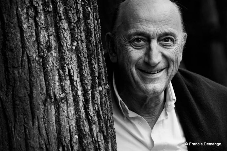 00/09/2010. Pierre Bonte , journaliste et presentateur de radio et de ...